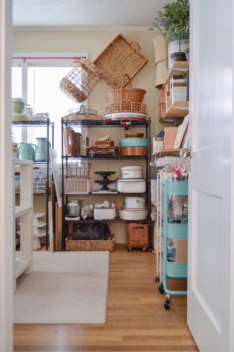 21+ Easy Junk Room Storage Ideas That Will Transform Your Space